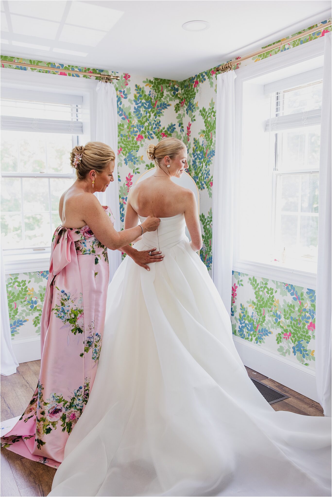 Summer Hamilton Farm Wedding - peachphotographynj.com