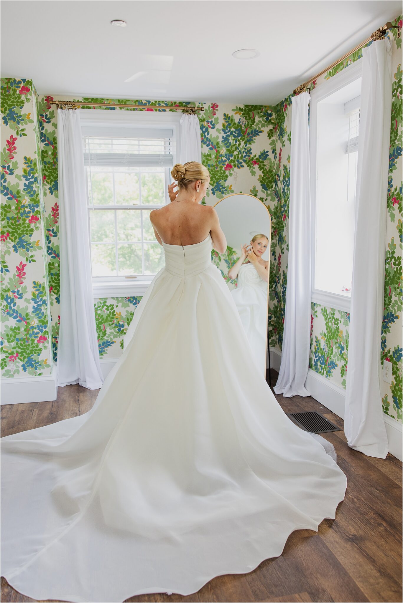 Summer Hamilton Farm Wedding - peachphotographynj.com